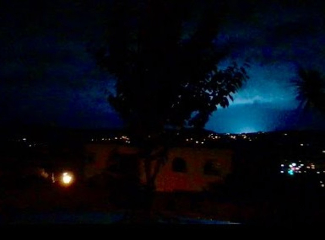 Green, blue flashes seen in NZ sky during earthquake