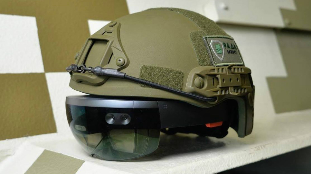 HoloLens-equipped 'mixed reality' military helmets made | Technology ...