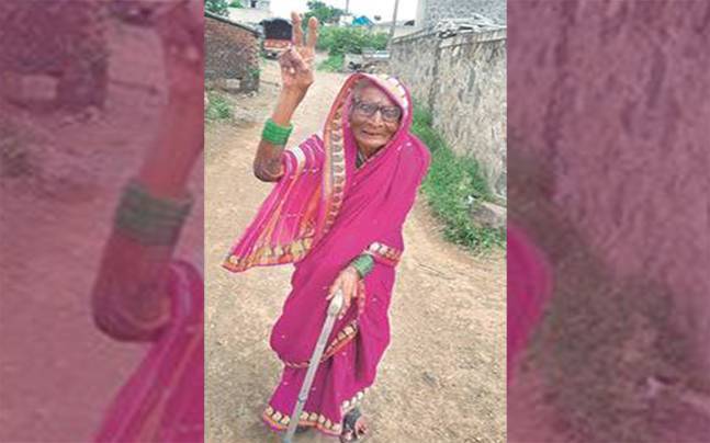 94-year old woman elected as Sarpanch in Maharashtra