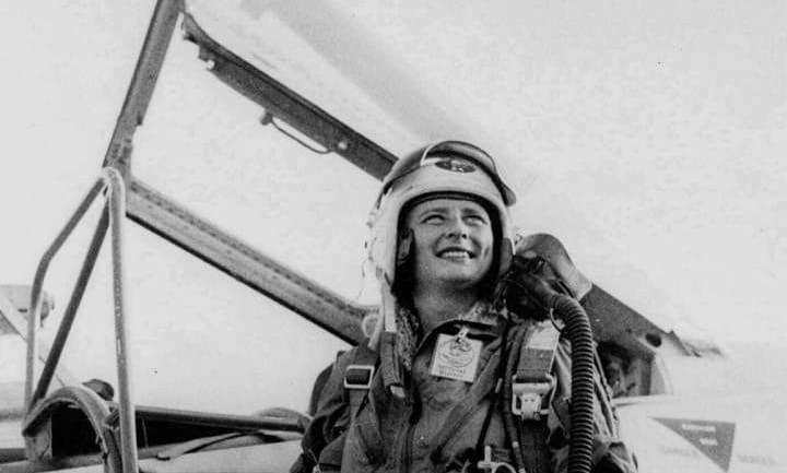 1st woman to pass NASA astronaut testing Jerrie Cobb dies aged 88 ...