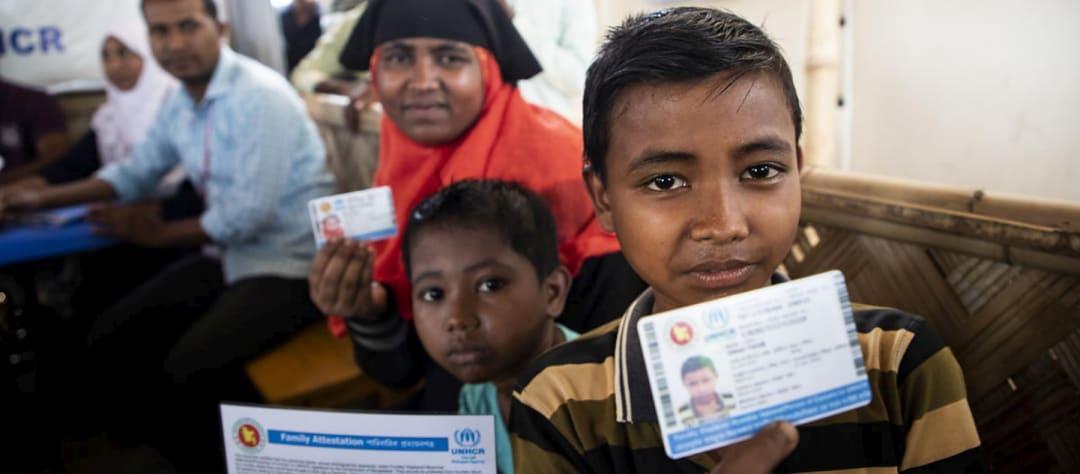2.7L stateless Rohingya get ID cards, 1st documentation for many ...